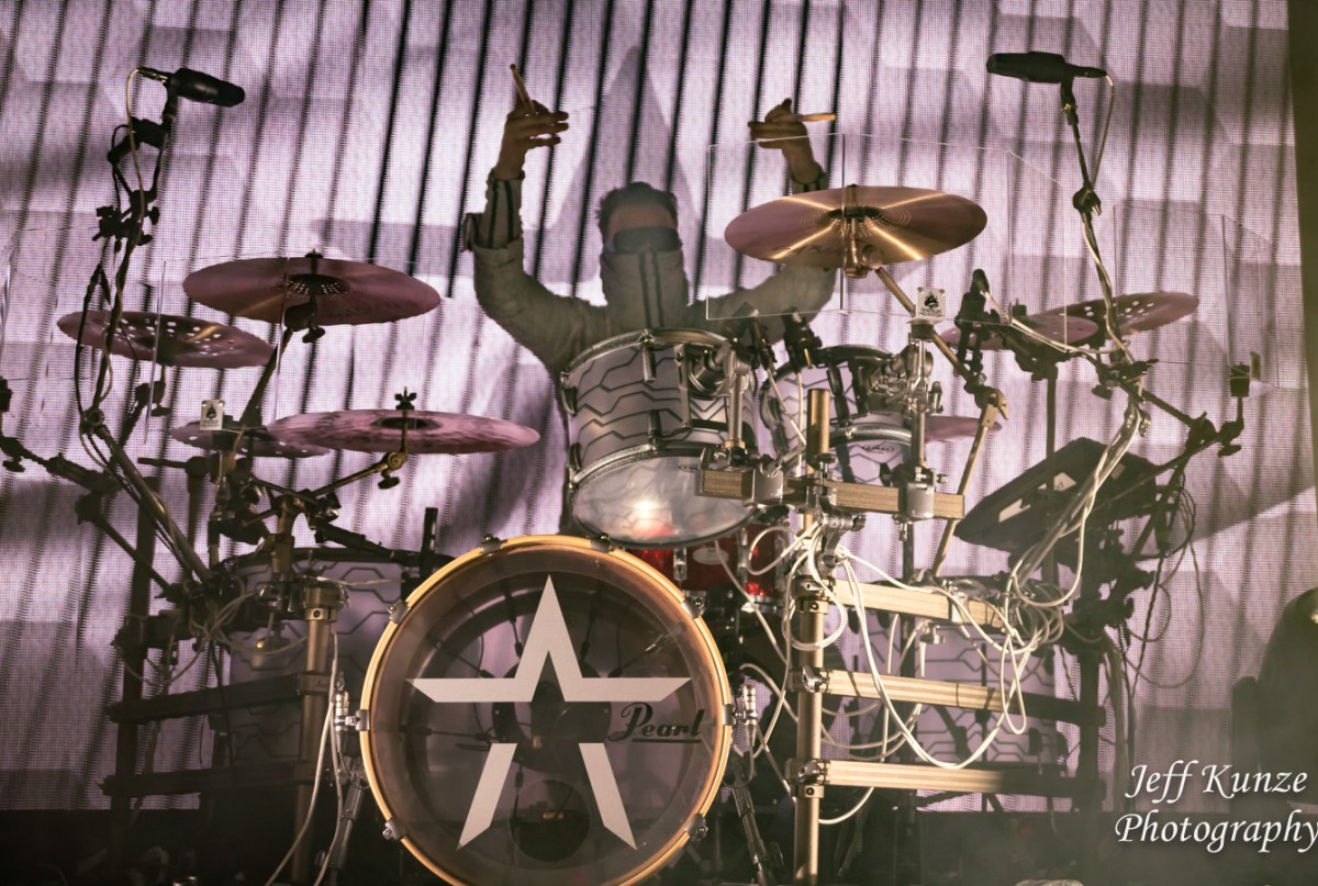 Starset, Palisades, Hyde, A Brilliant Lie LIVE REVIEW & PHOTO GALLERY ...