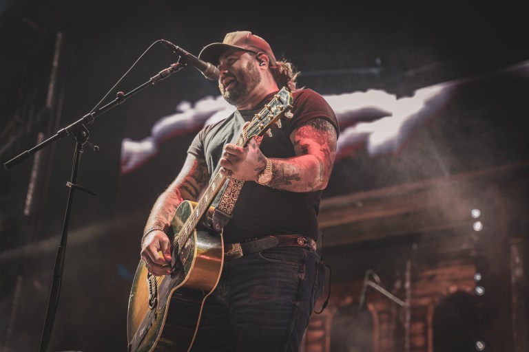 Koe Wetzel Live Photo Gallery – Music Matters Magazine