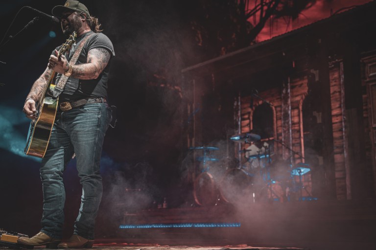 Koe Wetzel Live Photo Gallery – Music Matters Magazine