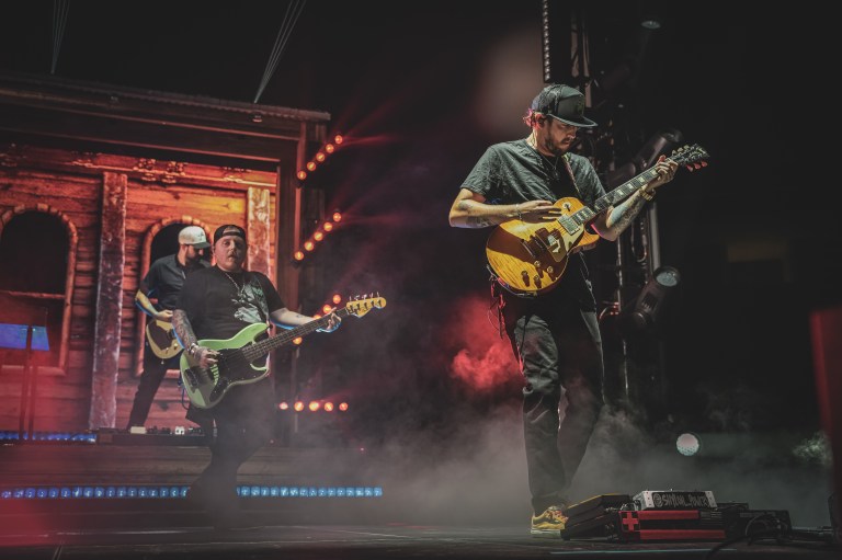 Koe Wetzel Live Photo Gallery – Music Matters Magazine