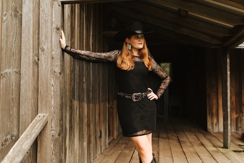 Texas Country Singer-Songwriter Elle Townley Celebrates Her 17th ...