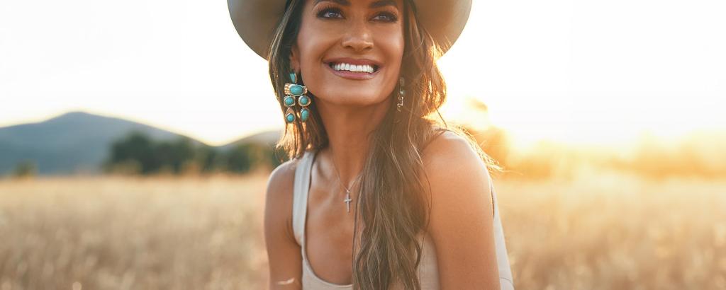 CALIFORNIA COWGIRL: ANNIE BOSKO’S DEBUT ALBUM ARRIVES OCTOBER 3 – Music ...