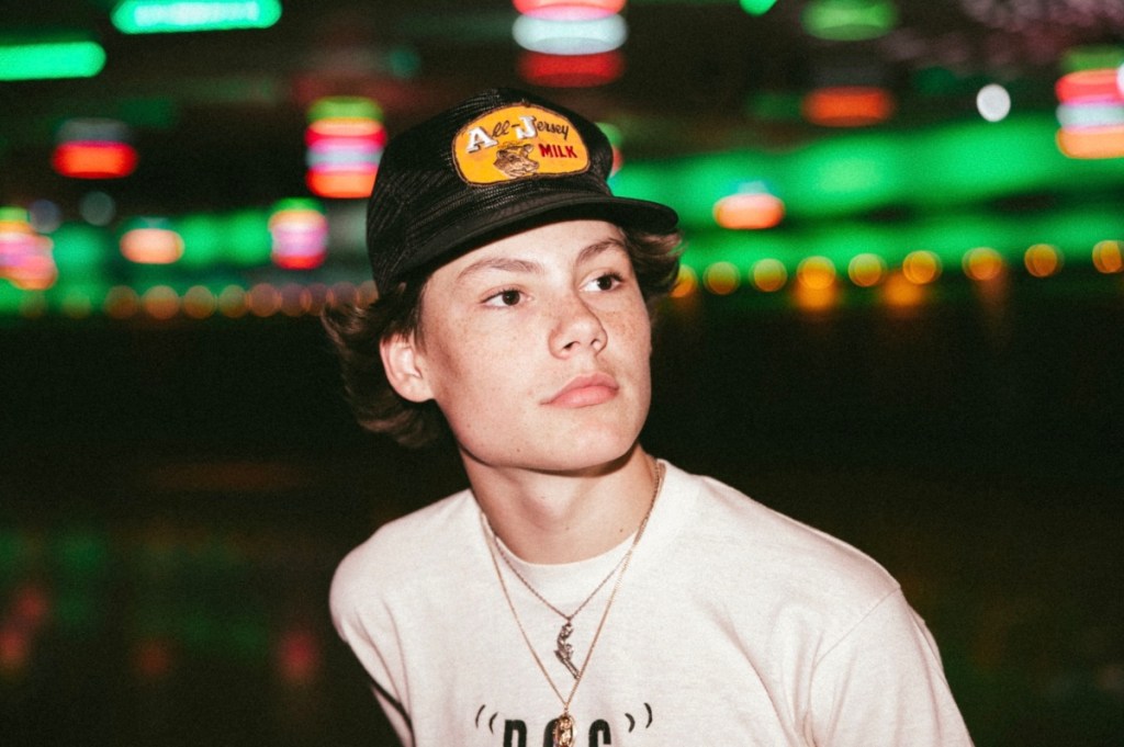 MADDOX BATSON’S LATEST TRACK IS NO “COINCIDENCE” – Music Matters Magazine